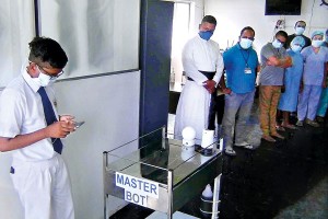 Chilaw Hospital recieves a robot | Times Online - Daily Online Edition ...