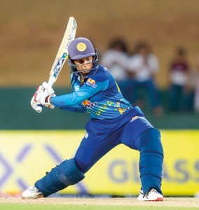 Teenage sensation Vishmi Gunaratne reaches rare milestone | Print ...